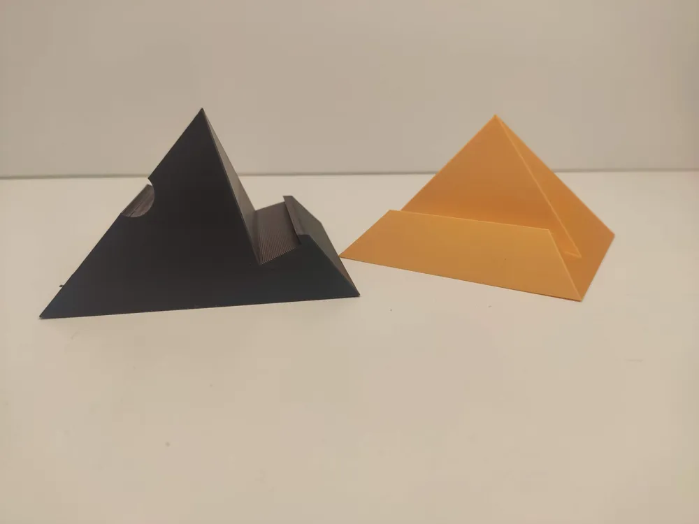 Pyramid Phone Stand by Sevro - MakerWorld