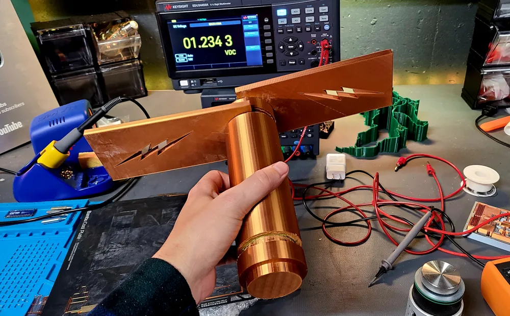 PCB VIA and traces (4 Layer) by Daniel Bogdanoff - MakerWorld