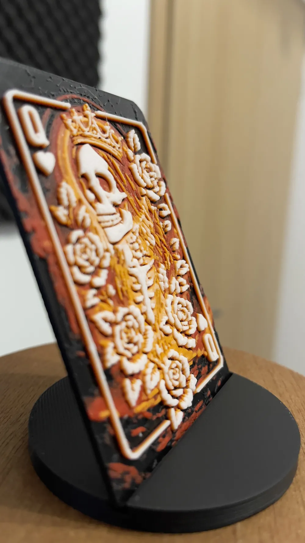 Halloween Hueforge Queen of Hearts - Free 3D Print Model - MakerWorld