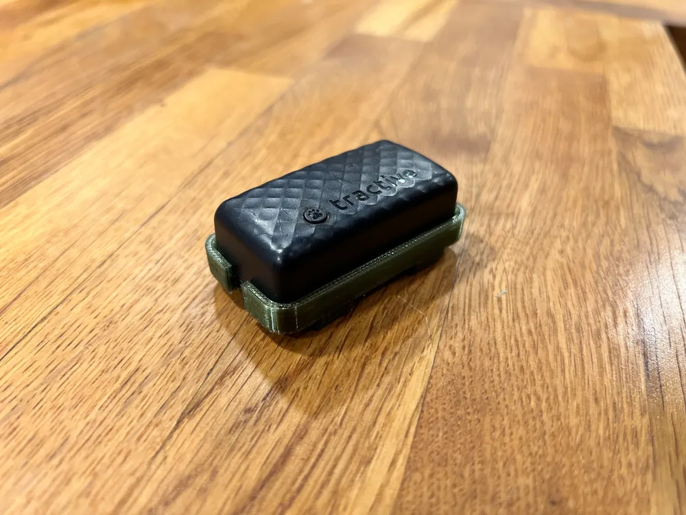 Clip Mount - for Tractive Cat Mini by MrDownhouse - MakerWorld