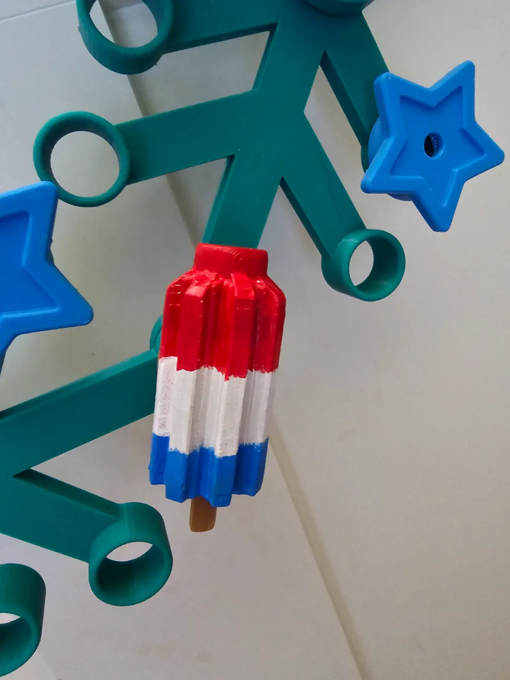 Bomb pop brick wreath by jewel_aria - MakerWorld