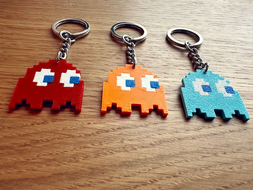 Ghost – Pacman Keychain by BluB - MakerWorld
