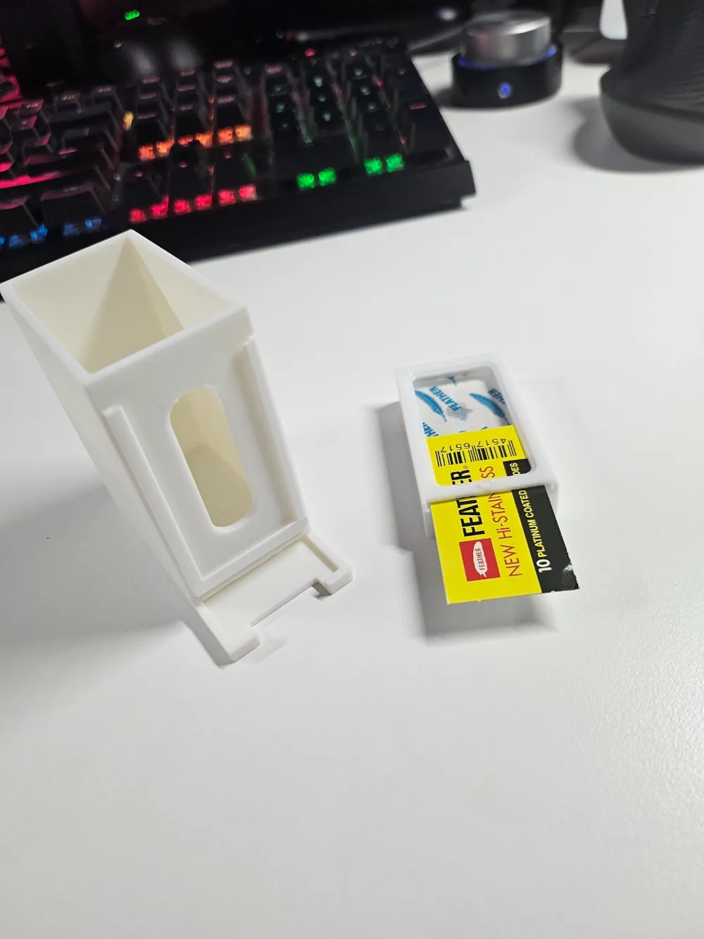 Razor Blade Dispenser - single or multi brands - Free 3D Print Model ...