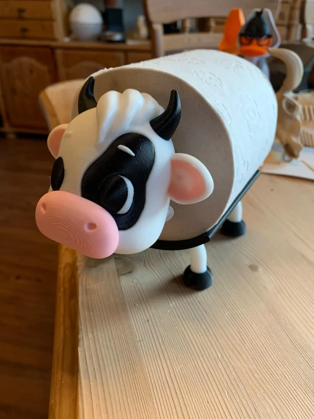 Cow toilet paper holder - Free 3D Print Model - MakerWorld