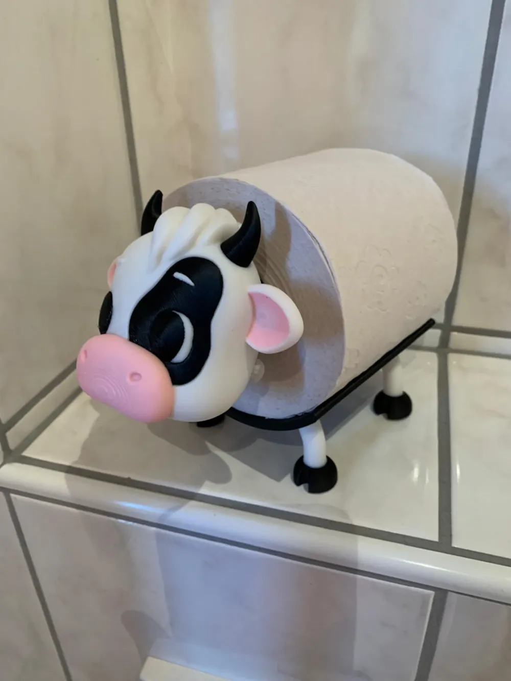 Cow toilet paper holder - Free 3D Print Model - MakerWorld