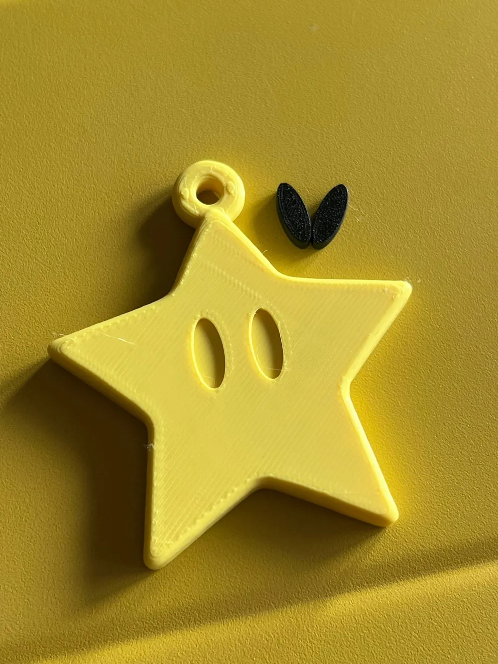 Super Mario star christmas tree ornament no ams - Free 3D Print Model ...