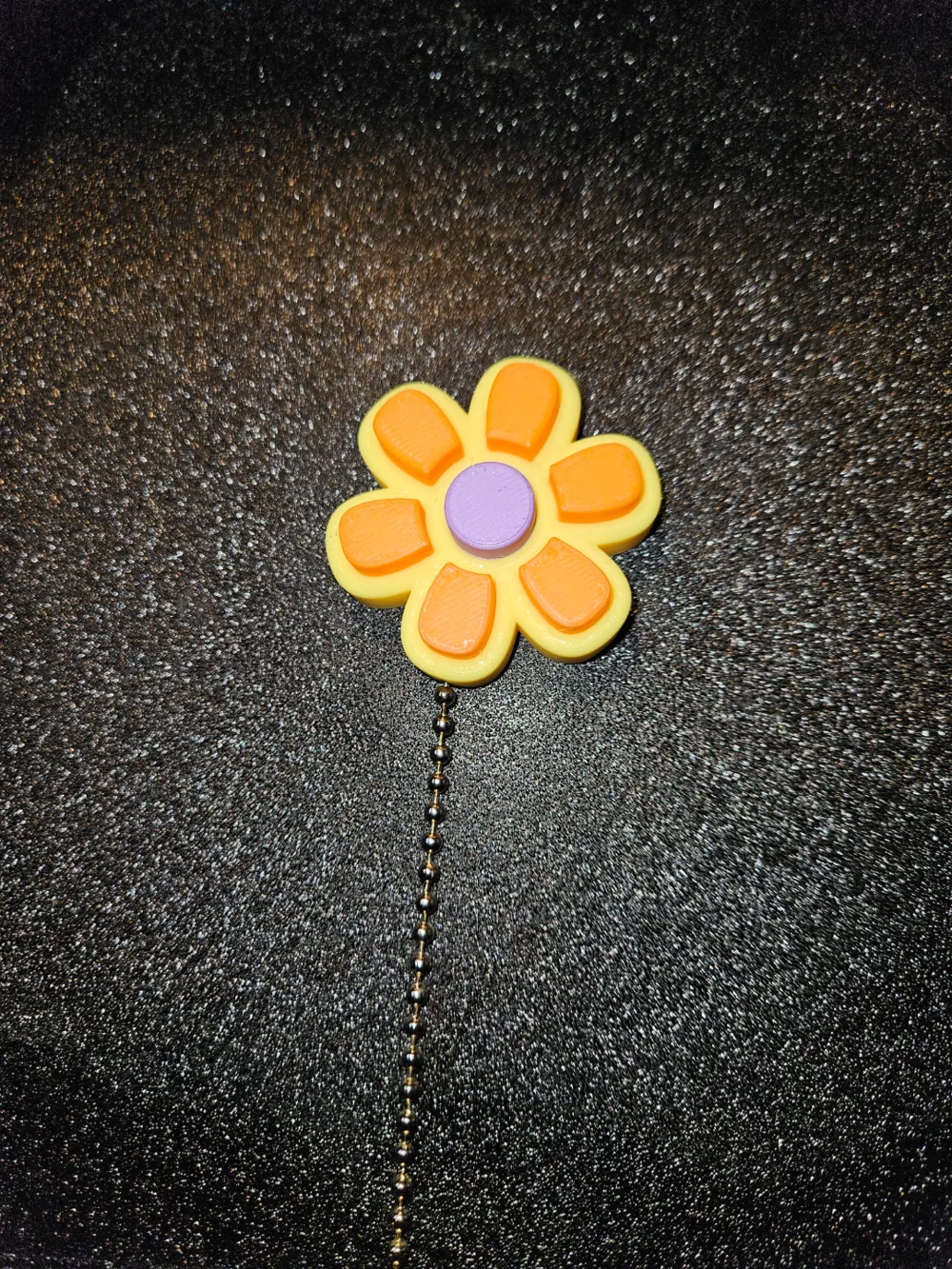 Daisy Flower Chain Puller by Sofa - MakerWorld