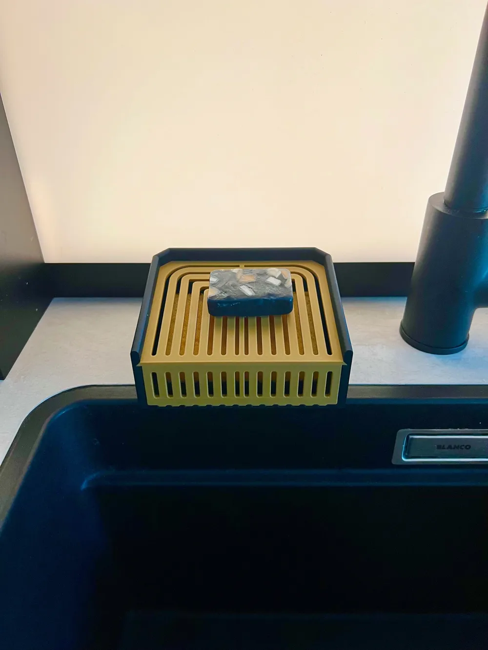 Practical sponge and soap holder for the kitchen - Free 3D Print Model ...