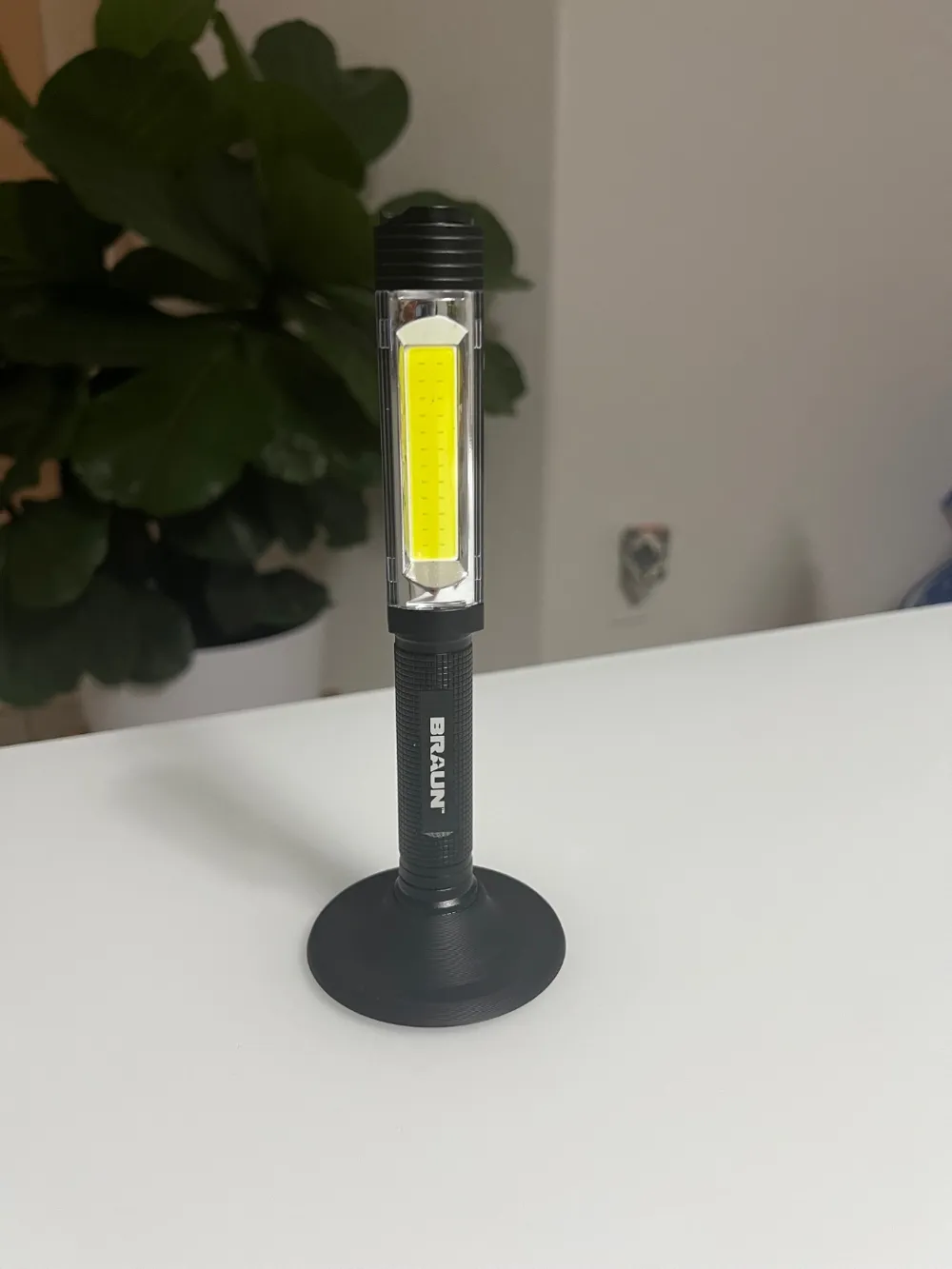Braun Flashlight Stand by Biffiest - MakerWorld