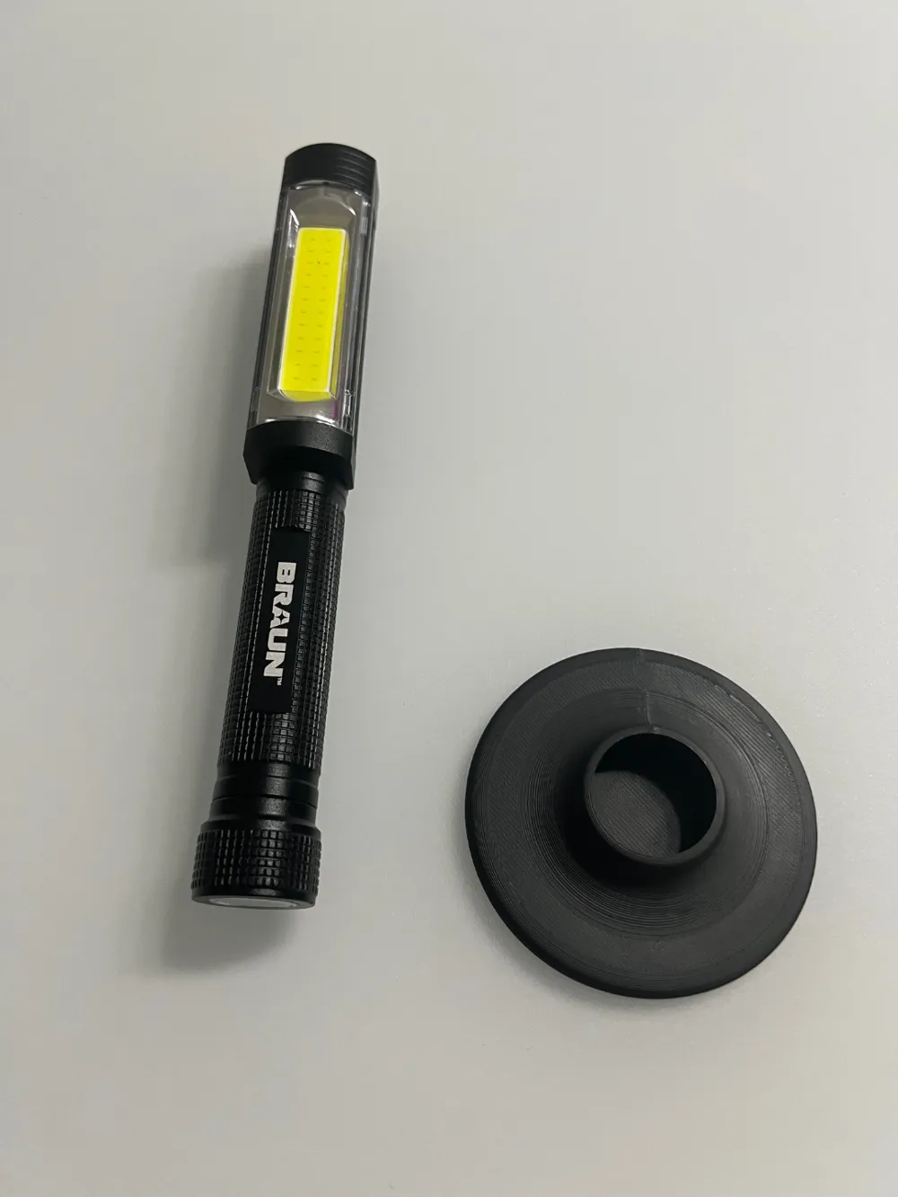 Braun Flashlight Stand by Biffiest - MakerWorld