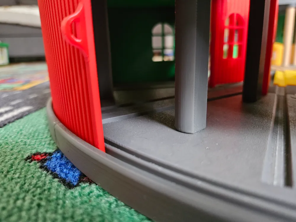 Turntable and Engine Shed for Wooden Railway by Dennywee - MakerWorld