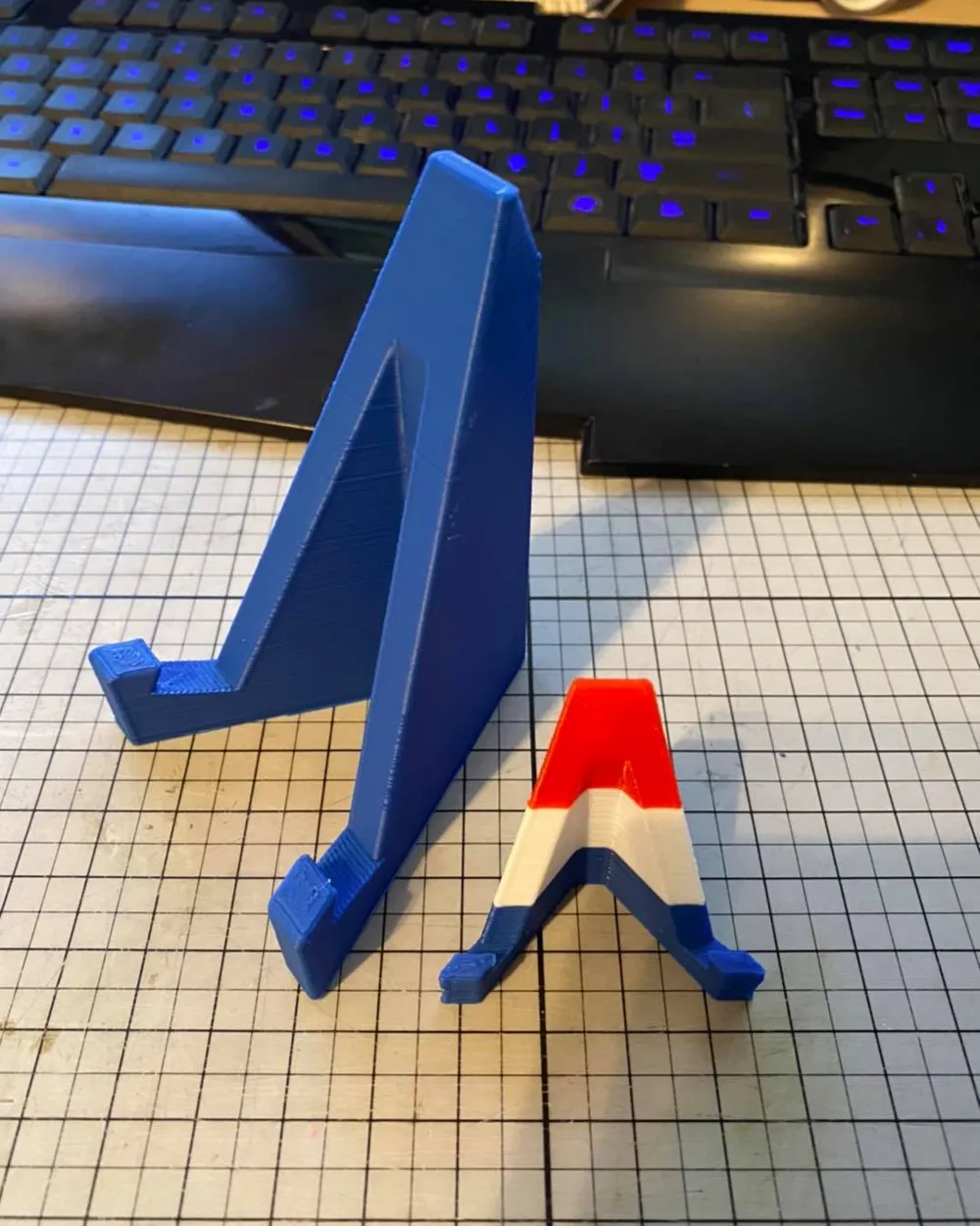 Card Holder Stand Hockey, Pokemon - Free 3D Print Model - MakerWorld