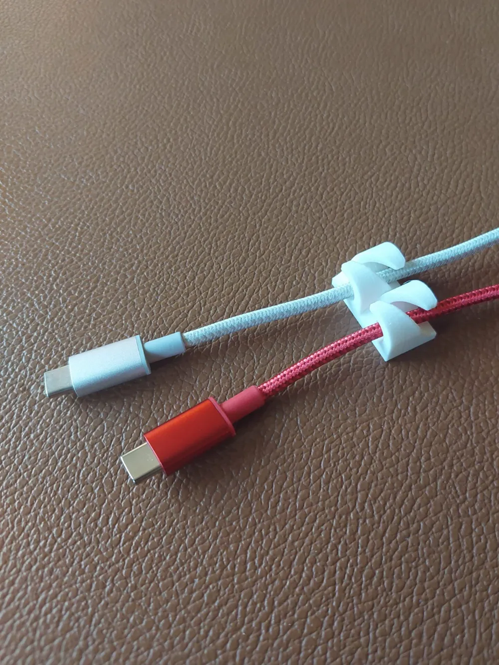 Cable Holder with magnets Remixed by Mace-3D - MakerWorld