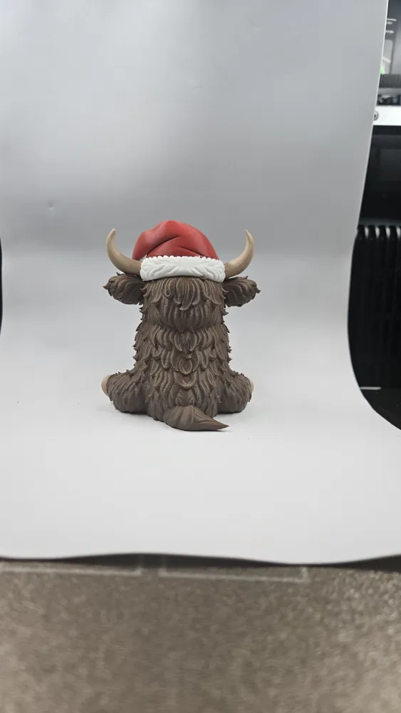 NO AMS Grumpy Christmas Highland Cow by Maaght MakerWorld: Download Free 3D Models