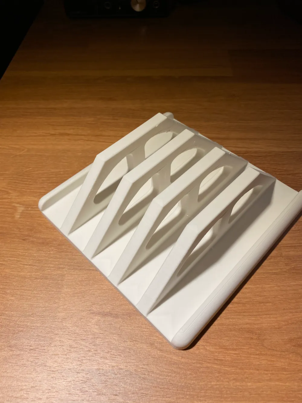 Macbook Pro 16 Vertical Laptop Stand - Free 3D Print Model - MakerWorld