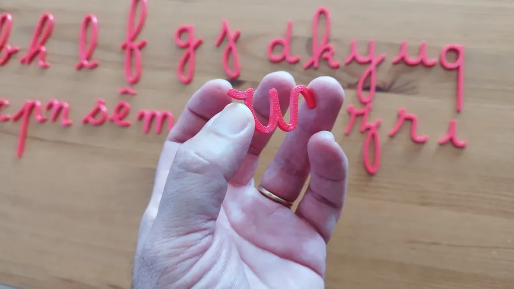 Montessori French Cursive Letters Remixed by William.SC65 MakerWorld ...