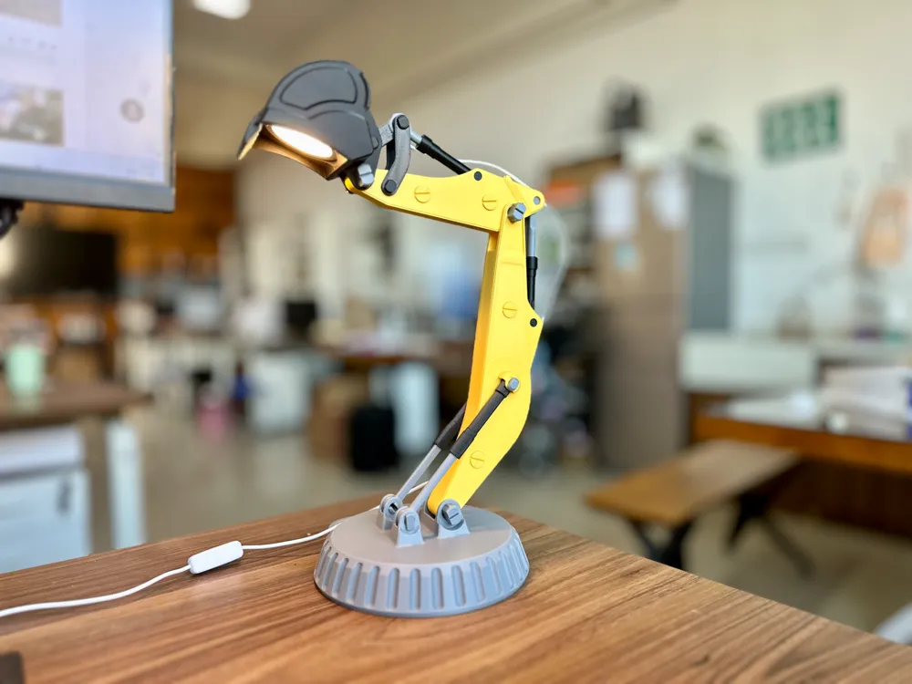 Excavator Lamp(LED Lamp Kit-001) by WEIWAY MakerWorld: Download Free 3D Models