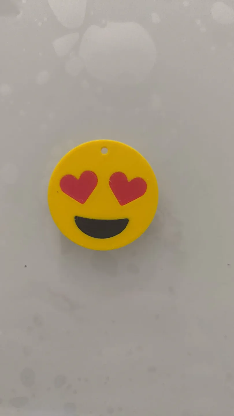 EMOJI HEART EYES KEY RING by FV Racing - MakerWorld