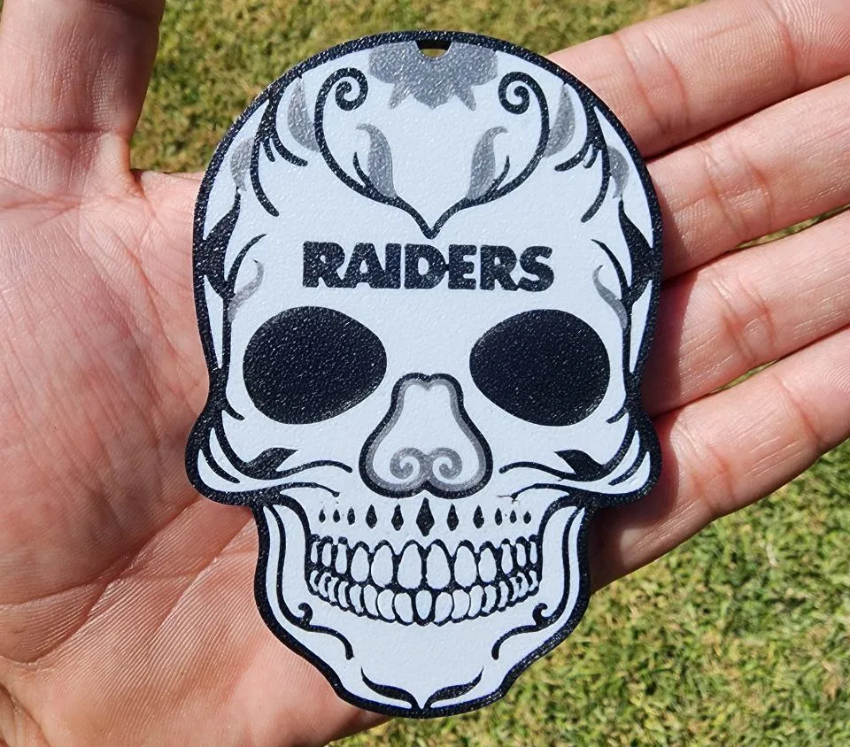 Raider Day of the Dead Skull Keychain by RS - MakerWorld
