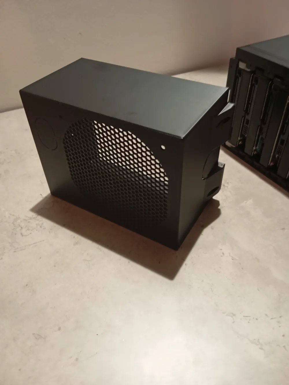 6 Trays HDD Enclosure, 3U 10" Rack Mountable by Shaztech.info ...