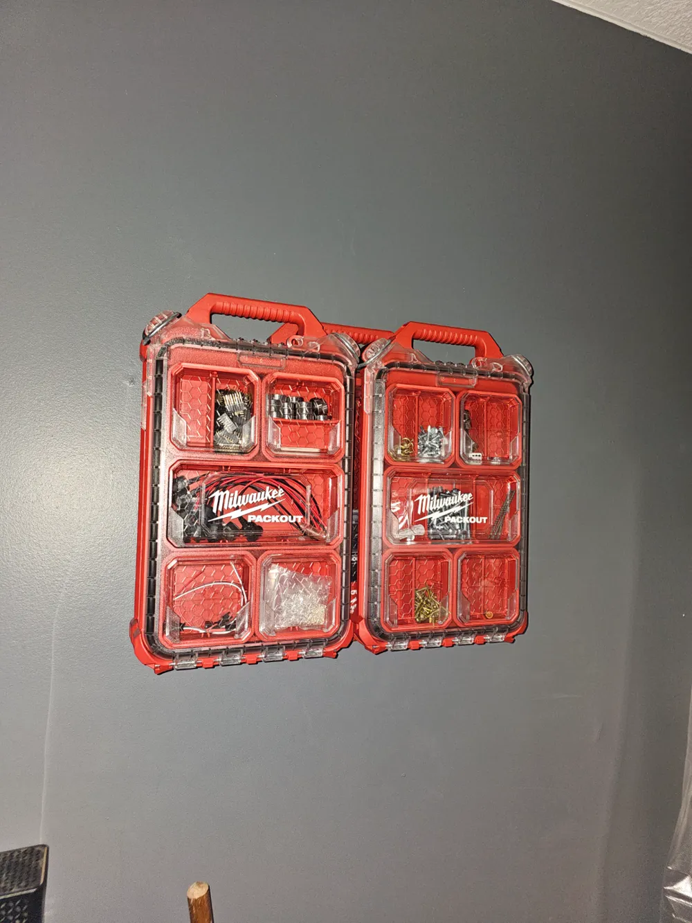 Packout Latching Wall Hanger - Free 3D Print Model - MakerWorld