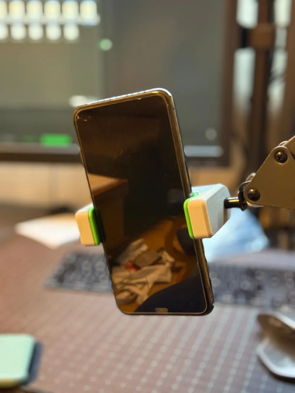 Phone RIG Holder for 1/4 Thread tripod mount - Free 3D Print Model ...