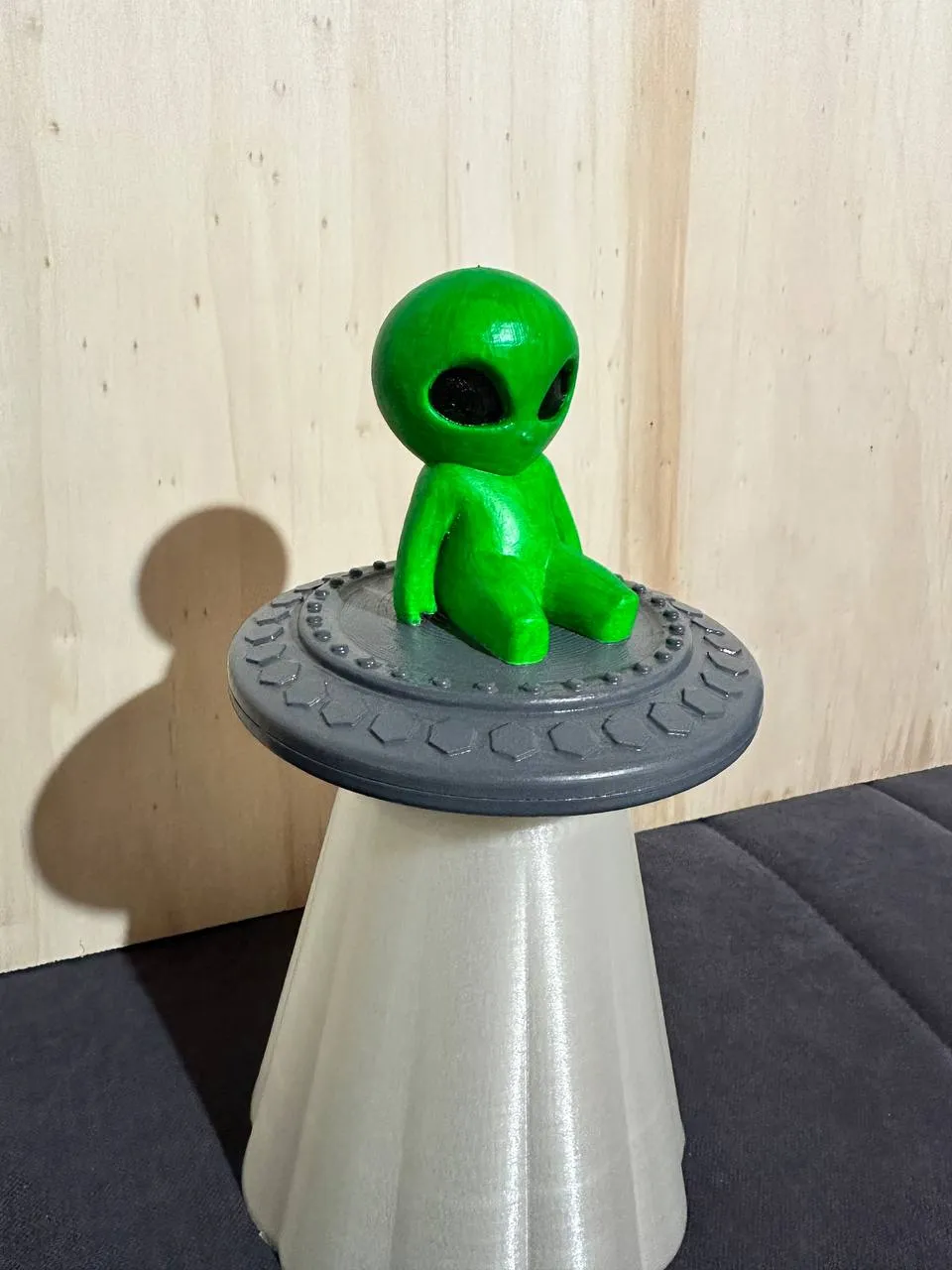 Alien Lamp by impietro - MakerWorld