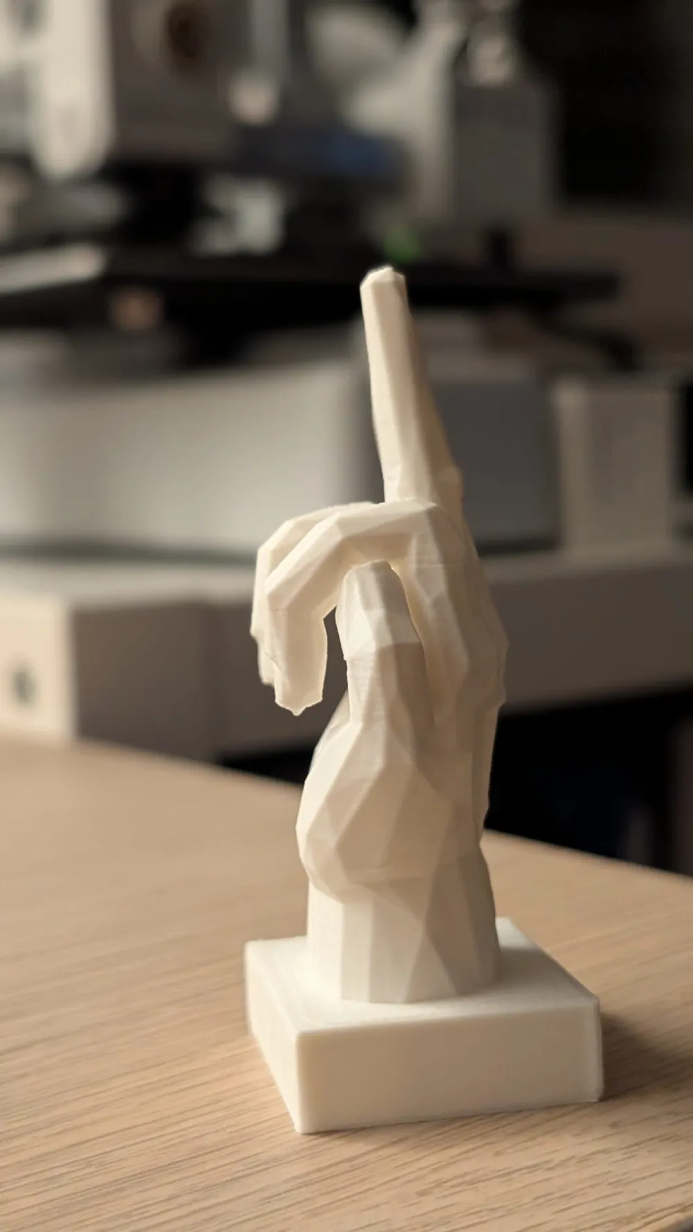 Middle Finger Low Poly - Free 3D Print Model - MakerWorld