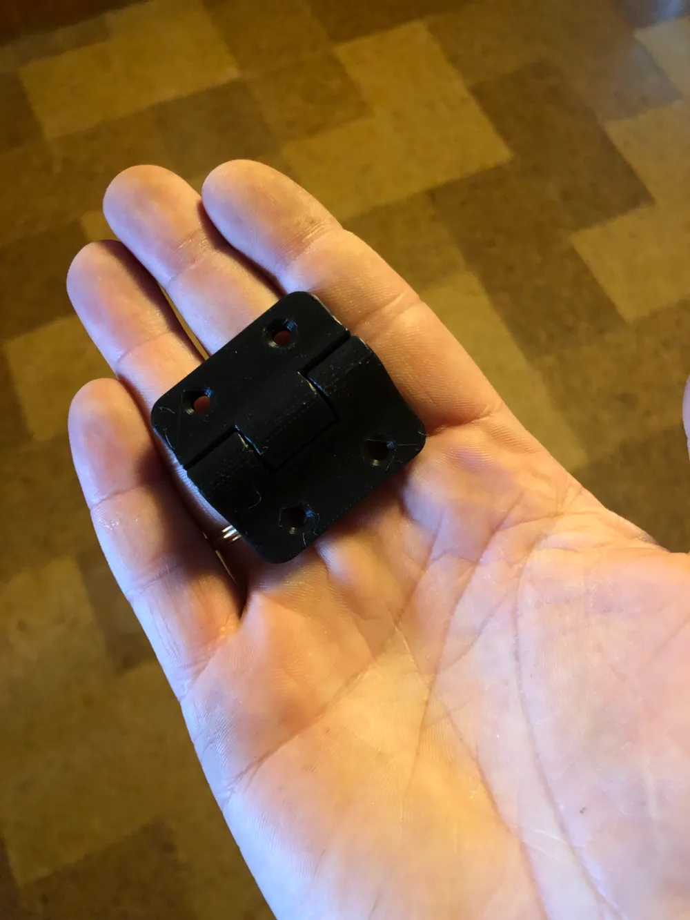 Basic Hinge by tjhoven74 - MakerWorld