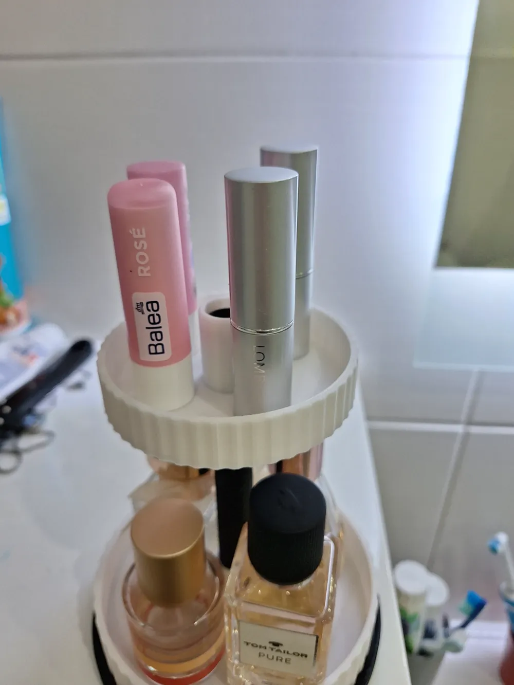 Rotating double perfume and accessories stand by christoph.h - MakerWorld