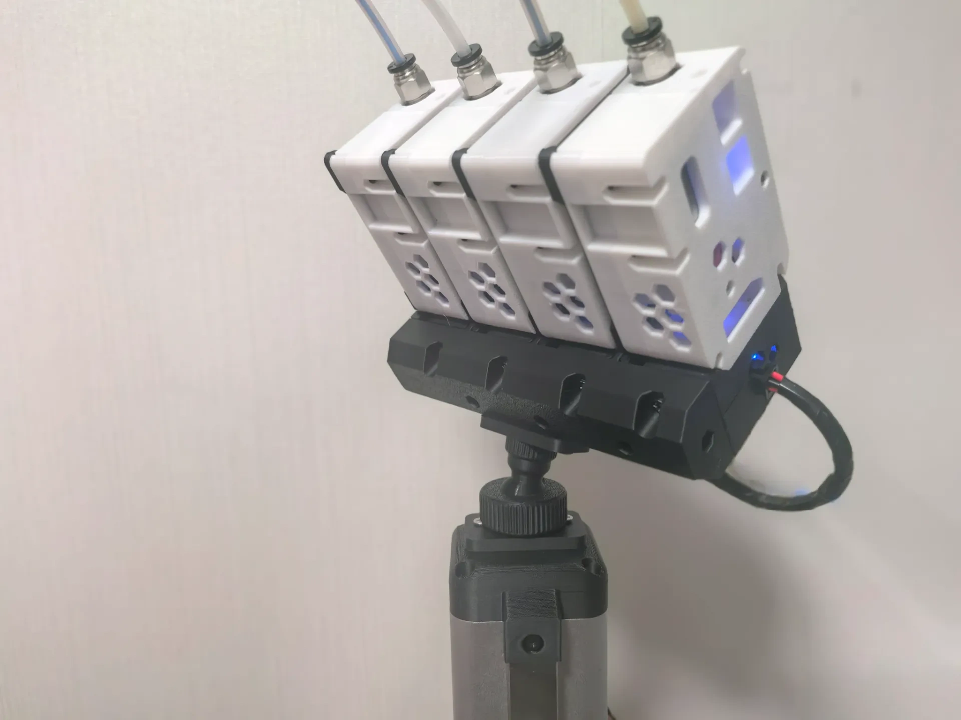 BMCU Rotary Stand (130 Motor Version) by xiaokexiangMakerWorld ...