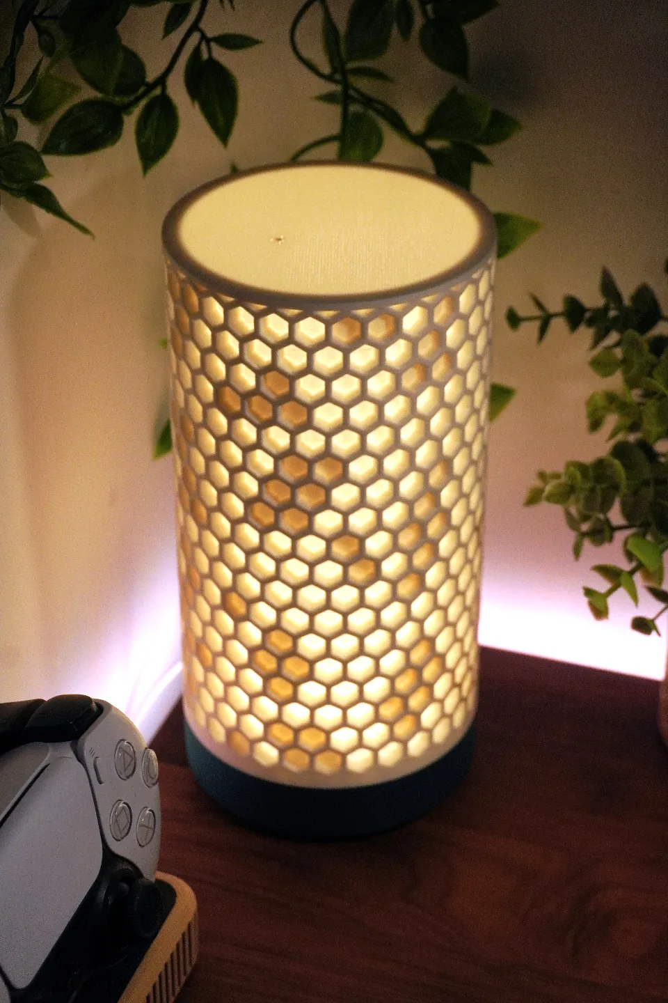 Lamp 2.0 A1 MINI - Honeycomb By Foxwood - Free 3D Print Model - MakerWorld