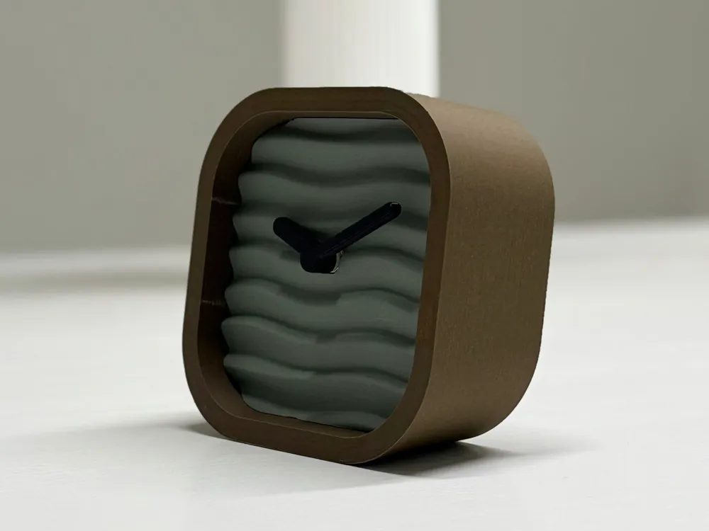 Wavy Clock by SabreDesign MakerWorld: Download Free 3D Models