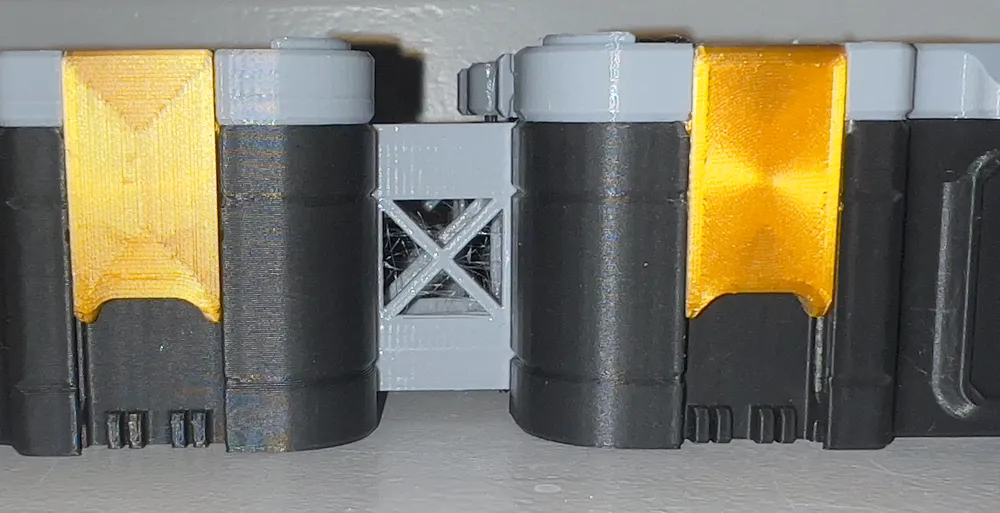 Gridfinity Lock ( works with Pred boxes ) by Alex B - MakerWorld