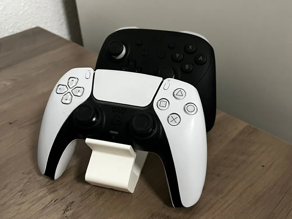 Stackable video game controller stand by Lasty MakerWorld: Download ...