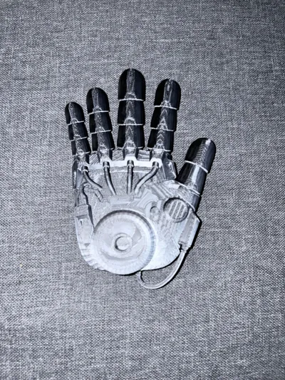 Omni-Red Grabpack Hand by poppy playtime 3d prints - MakerWorld