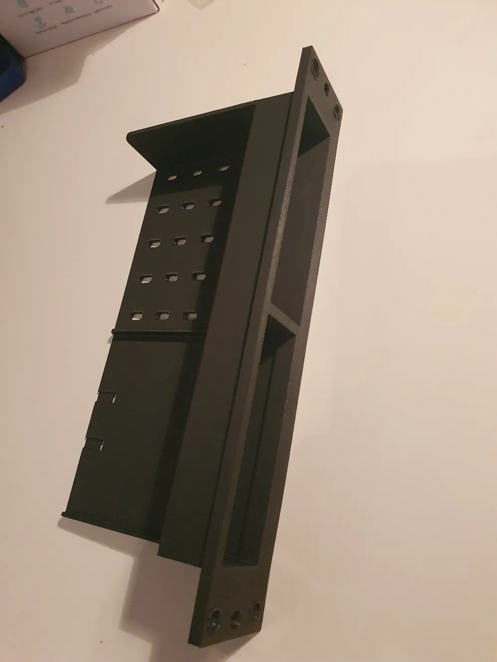 10-Inch Rack Panel for Netgear GS305 + Mounting Area by ThWi MakerWorld ...