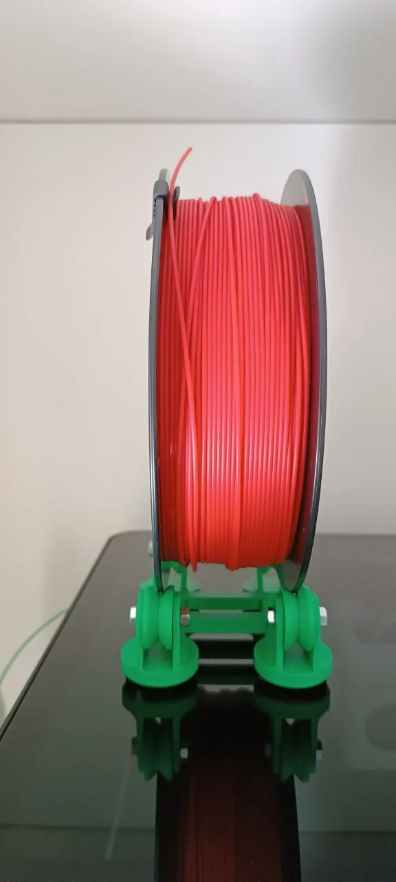 Adjustable spool holder Remixed by Valeria Momo - MakerWorld