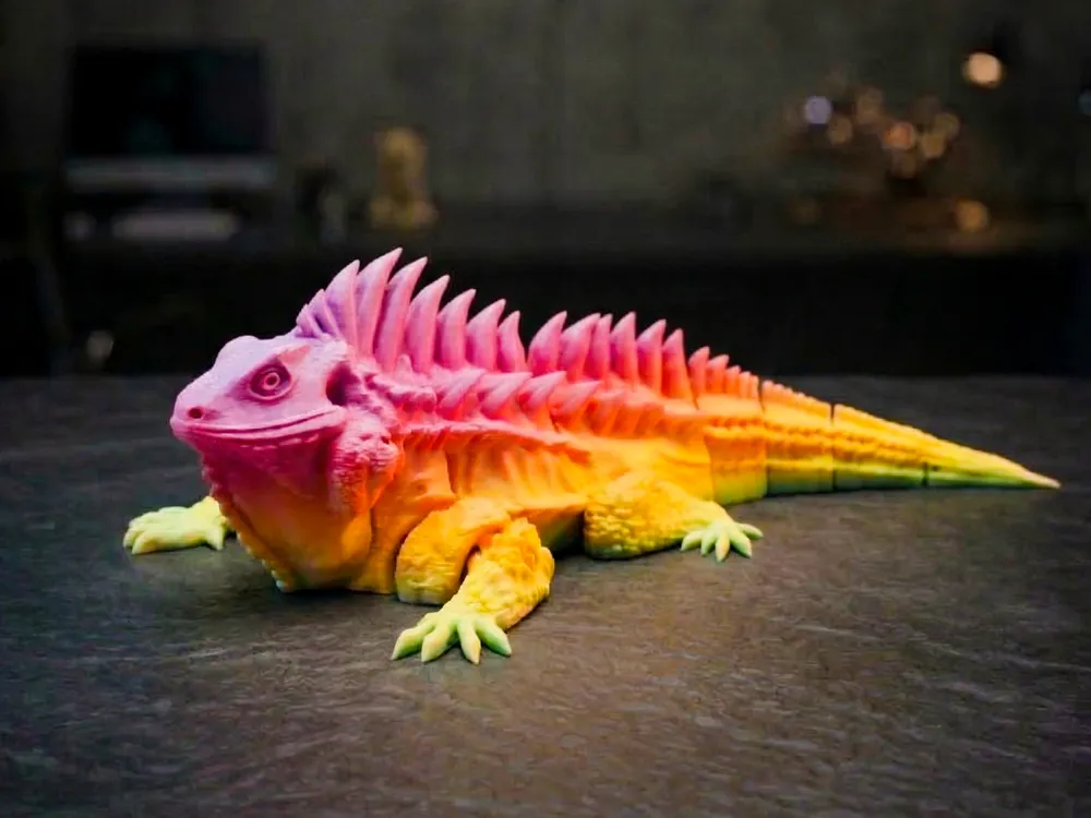 Realistic Articulated iguana - Free 3D Print Model - MakerWorld