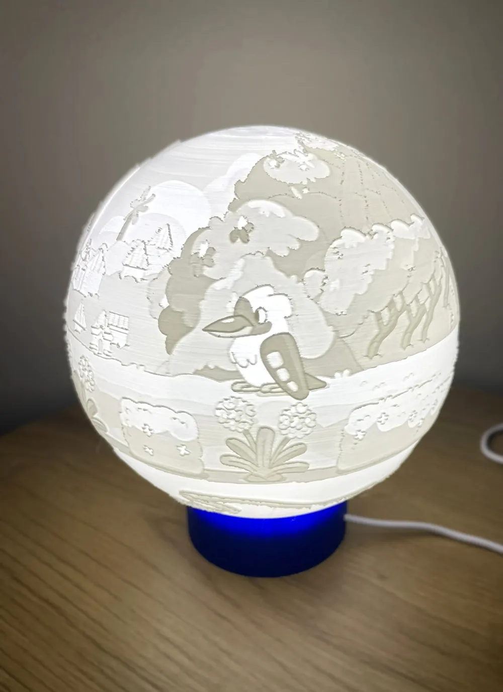Bluey Themed Lamp (MH001 LED Insert) - Free 3D Print Model - MakerWorld