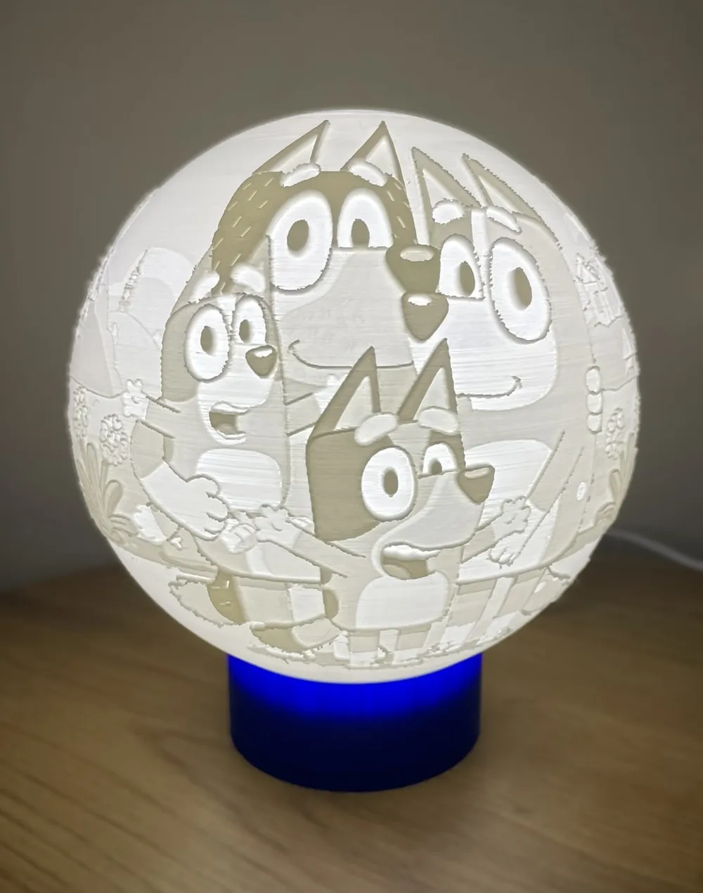 Bluey Themed Lamp (MH001 LED Insert) - Free 3D Print Model - MakerWorld
