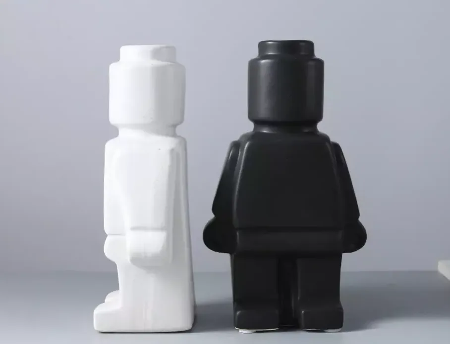 Legolike Brickman Vase by Simon - MakerWorld