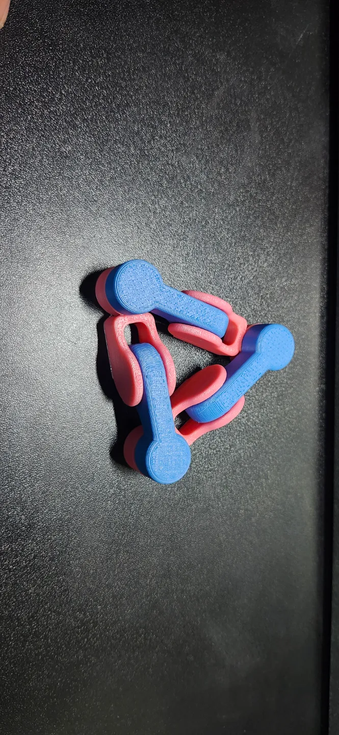 INFINITY TWIST FIDGET - Free 3D Print Model - MakerWorld
