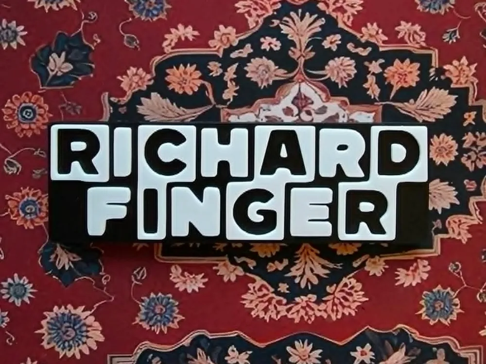 Richard Finger Network Pendant - Free 3D Print Model - MakerWorld