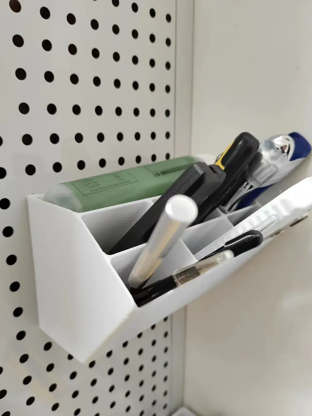 Angled Pegboard Storage Box (Suitable for Various Pegboards and Walls ...