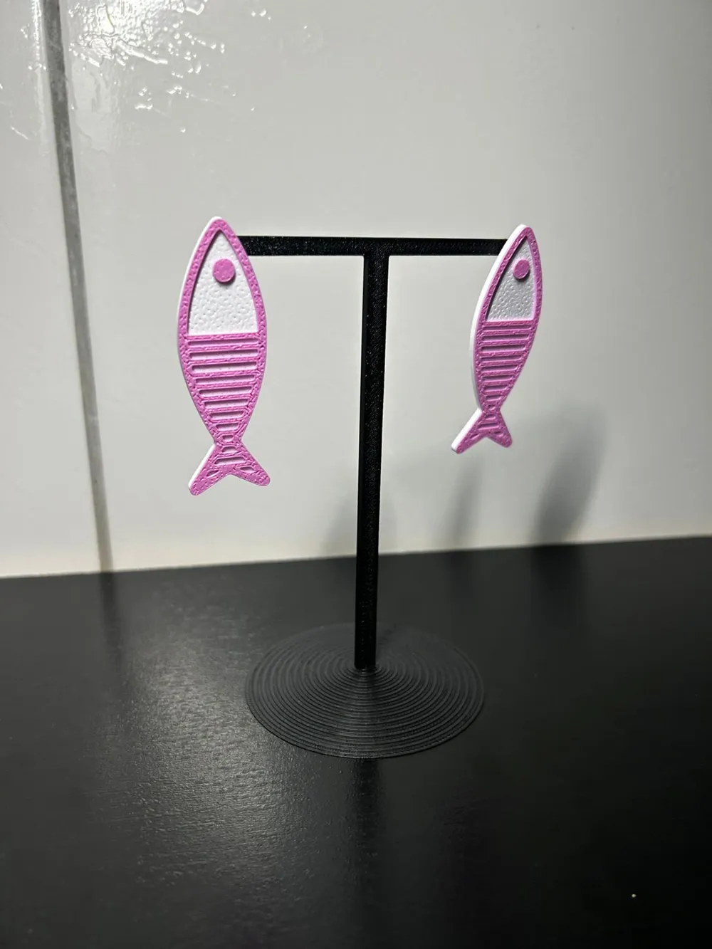 Earring display stand - Free 3D Print Model - MakerWorld