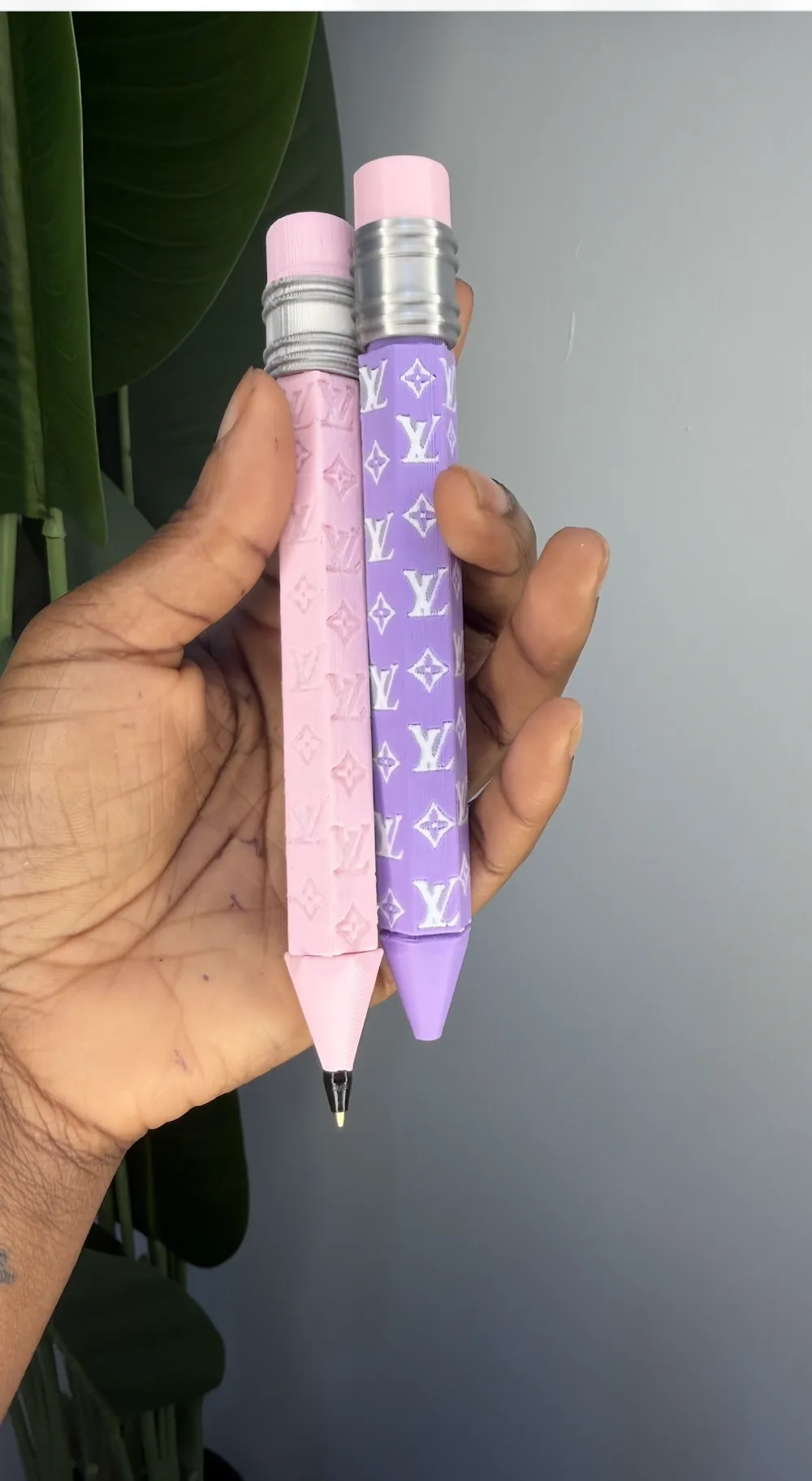 LV Jumbo Pencil-Style Pen (BIC) - Free 3D Print Model - MakerWorld
