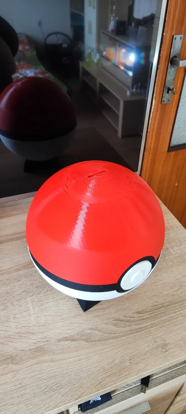 Big pokeball money box (25cm) by dvoracek13 - MakerWorld