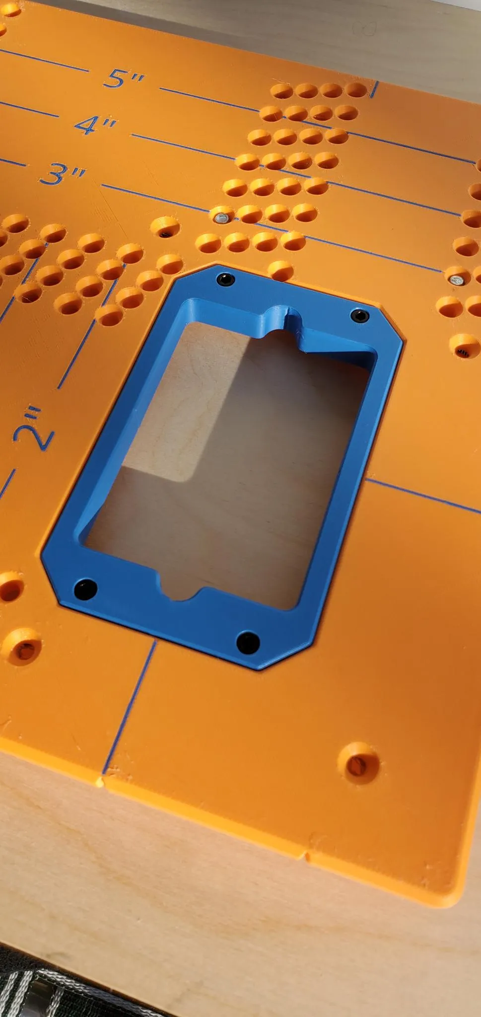 Electric plug routing template by SolidUse MakerWorld: Download Free 3D ...