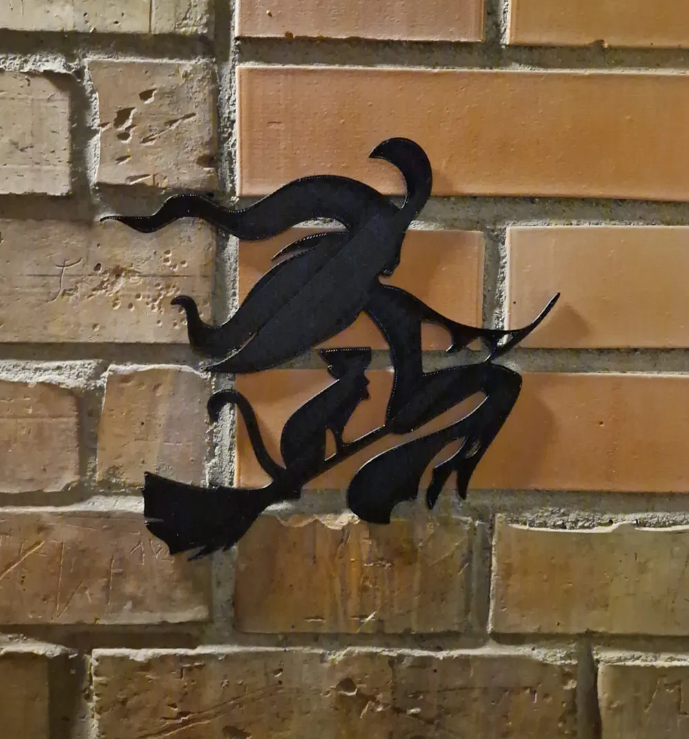 Flying Witch - Wall Art by palumbus - MakerWorld